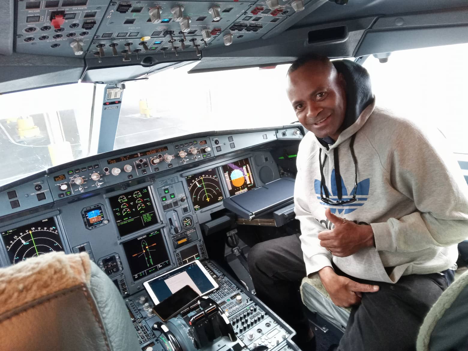 MATAI NI DIRECT FLIGHT ME VUKA MAI NADI ki VANCOUVER FLIGHT FJ 880 ...