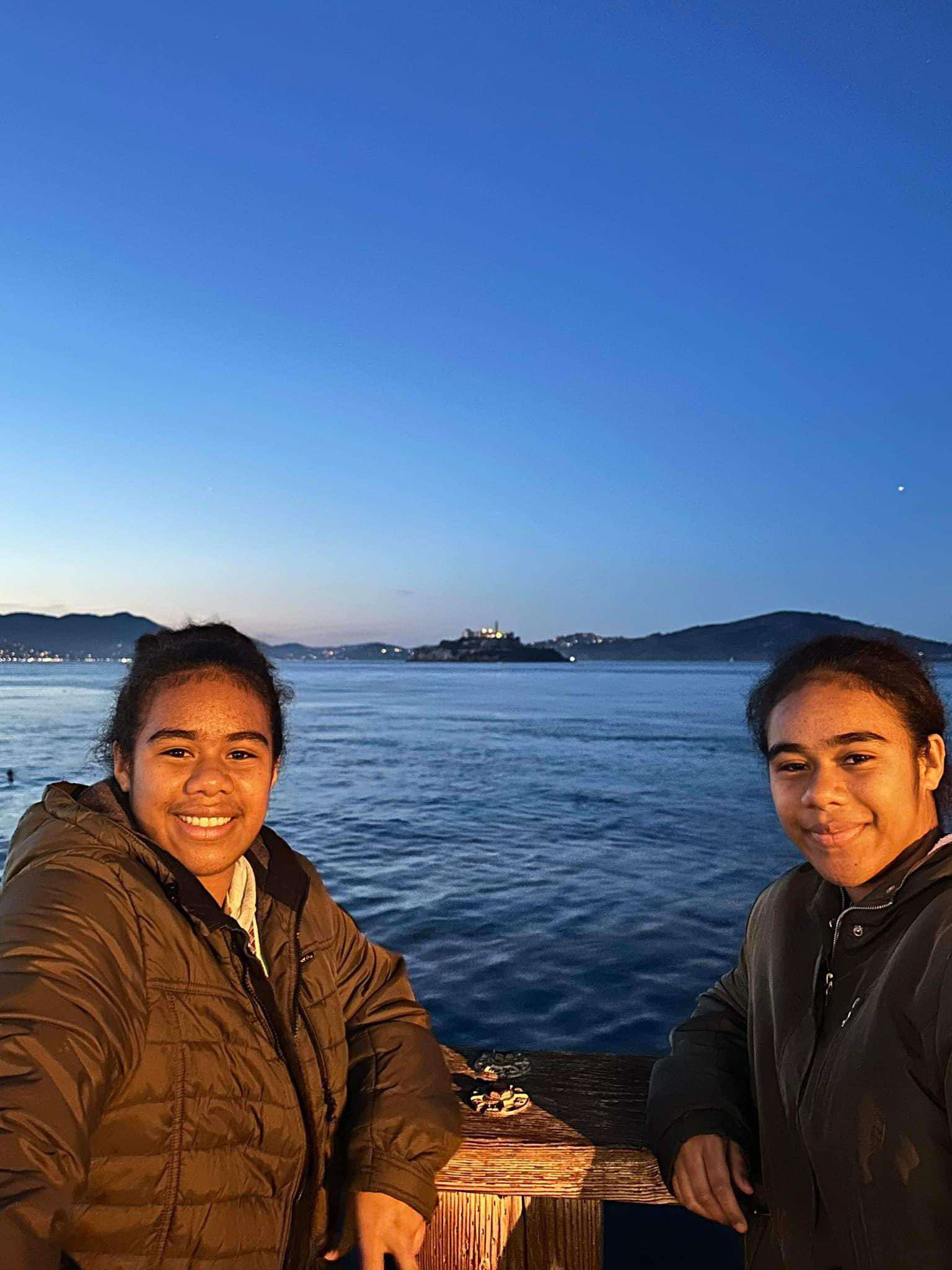 E DINA GA NI RAU SA LAKI VULI VOLI MAI AMERIKA IA E RAU SEGA VAKADUA NI ...