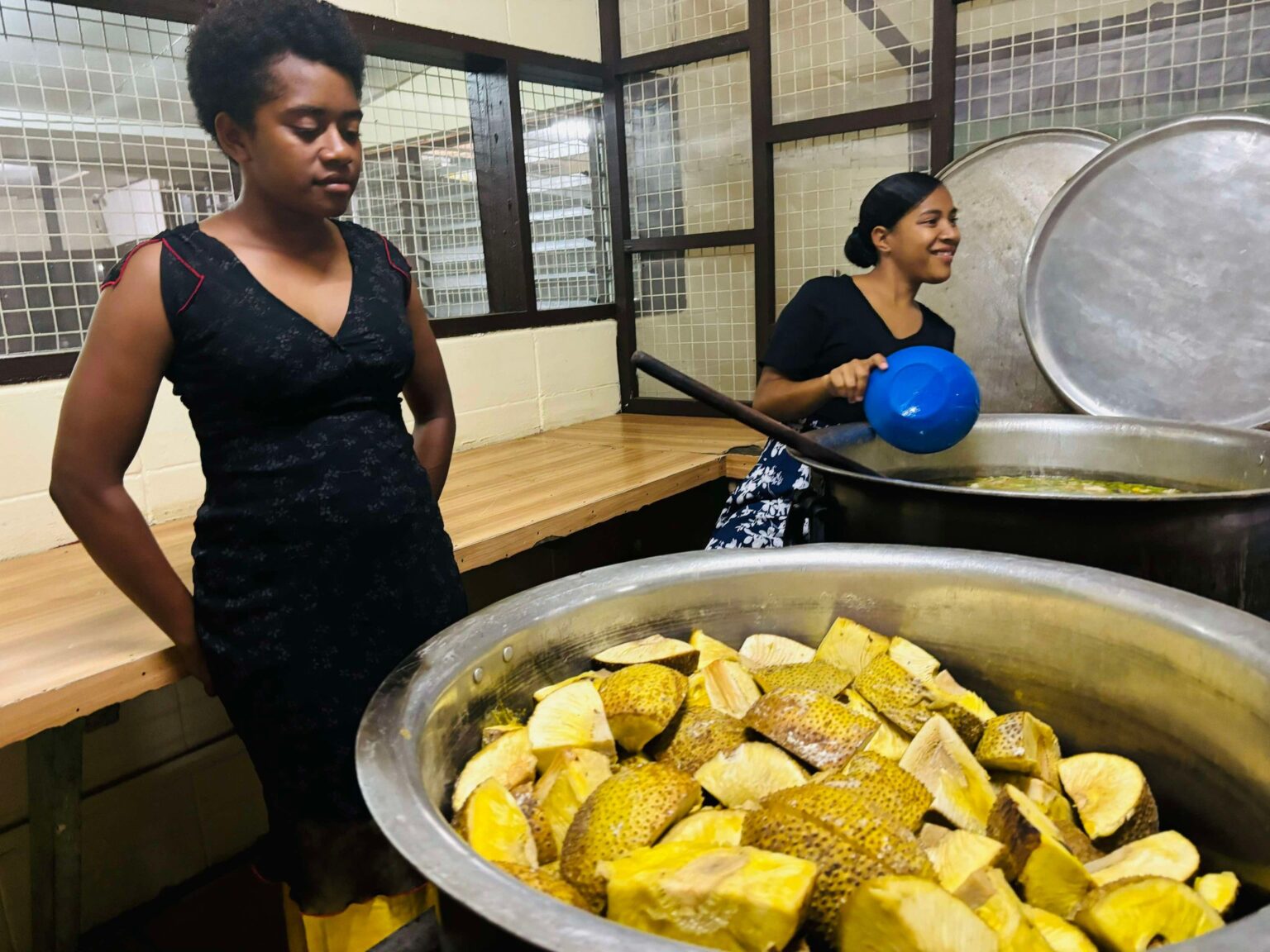 E DINA GA NI RAU SA LAKI VULI VOLI MAI AMERIKA IA E RAU SEGA VAKADUA NI ...