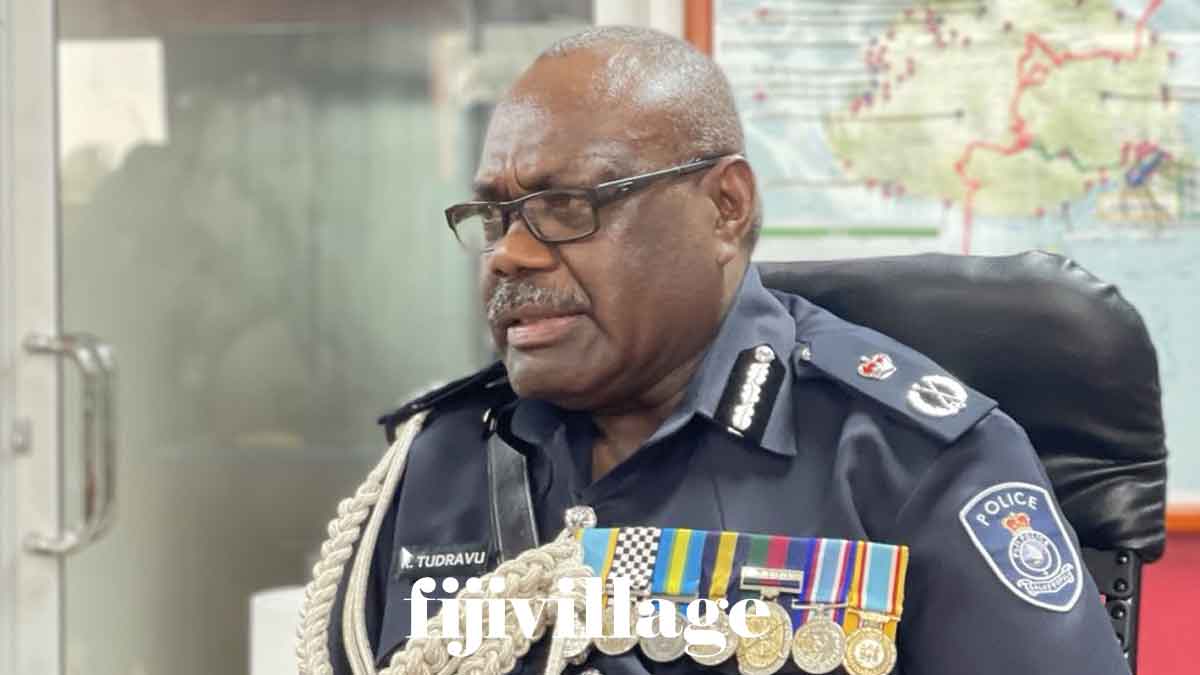 VOSA VEI IRA NA OVISA KEI IRA NA LEWENIVANUA MAI NAWENI NA KOMINISINA ...